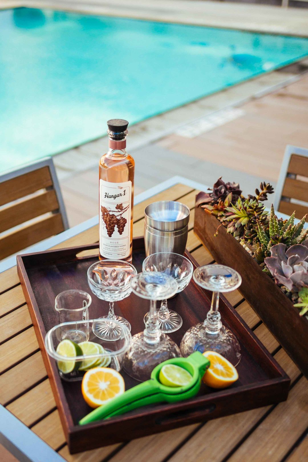 The Pink Aloha - The Taste Edit