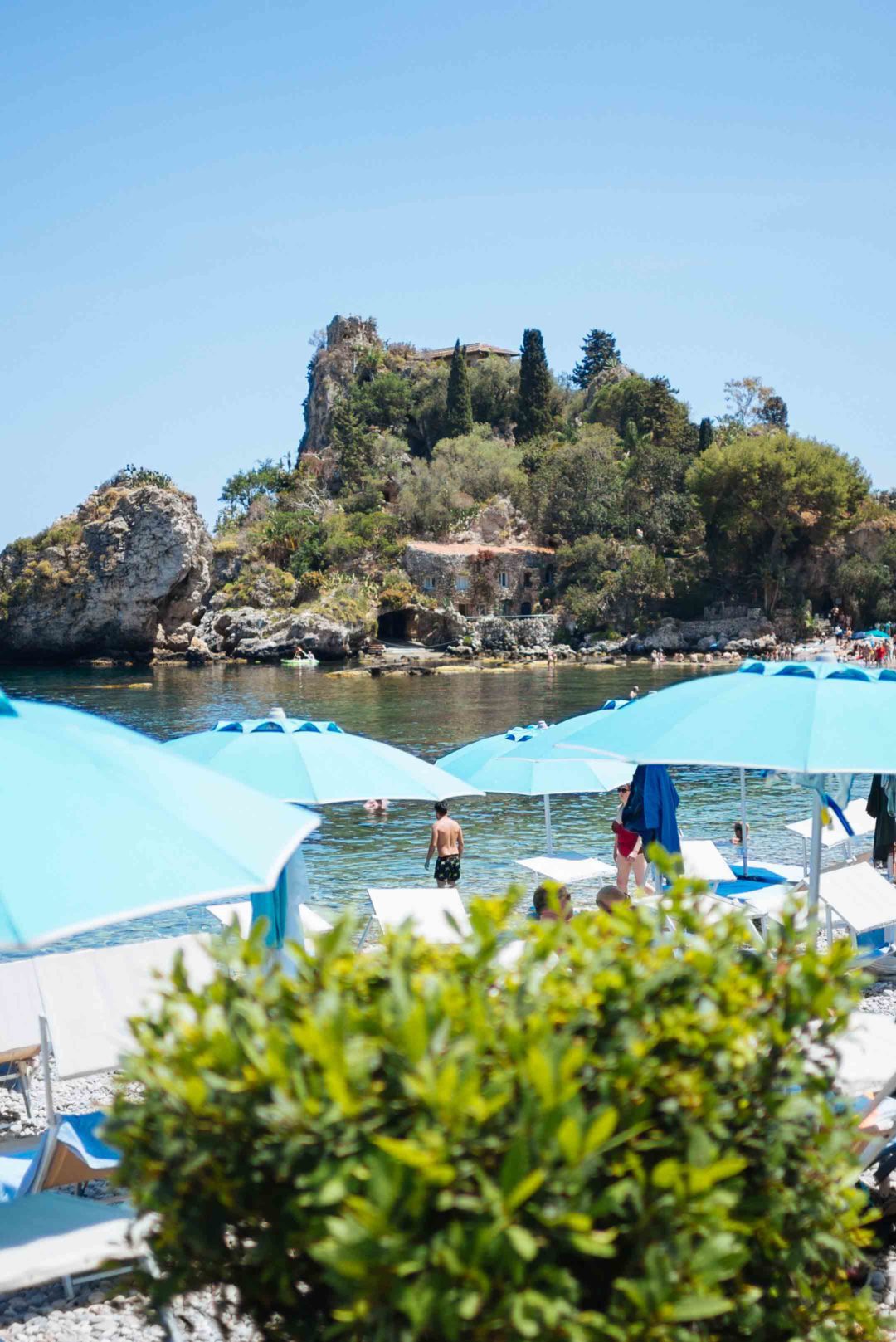 Beach Day at Isola Bella - The Taste Edit
