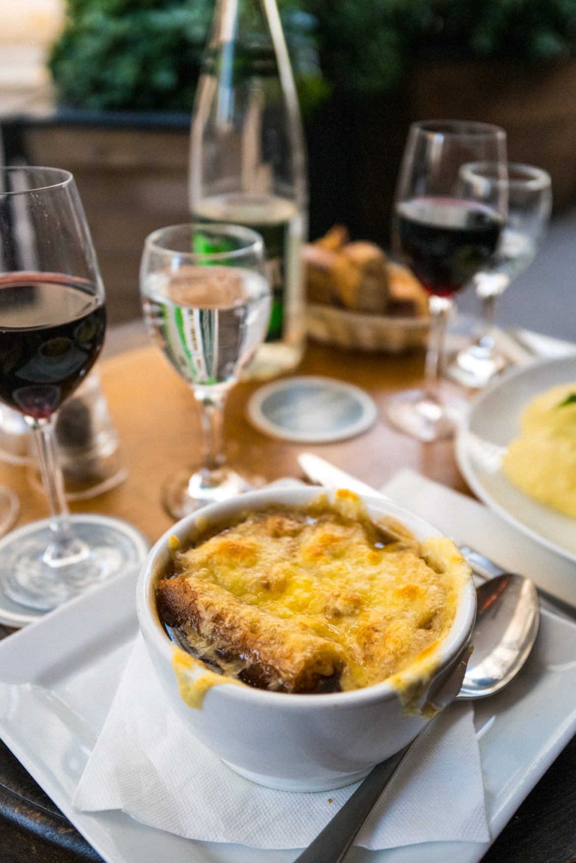 Where to Eat in Paris Without a Reservation - The Taste Edit