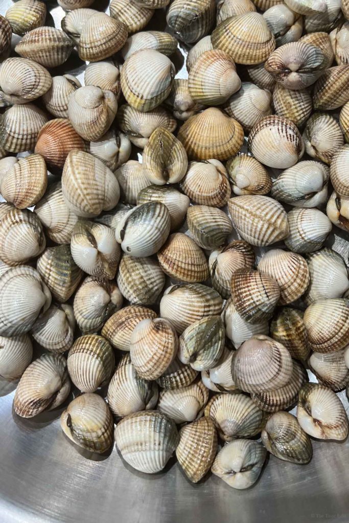 Simple Steamed Clams from Burgundy - The Taste Edit