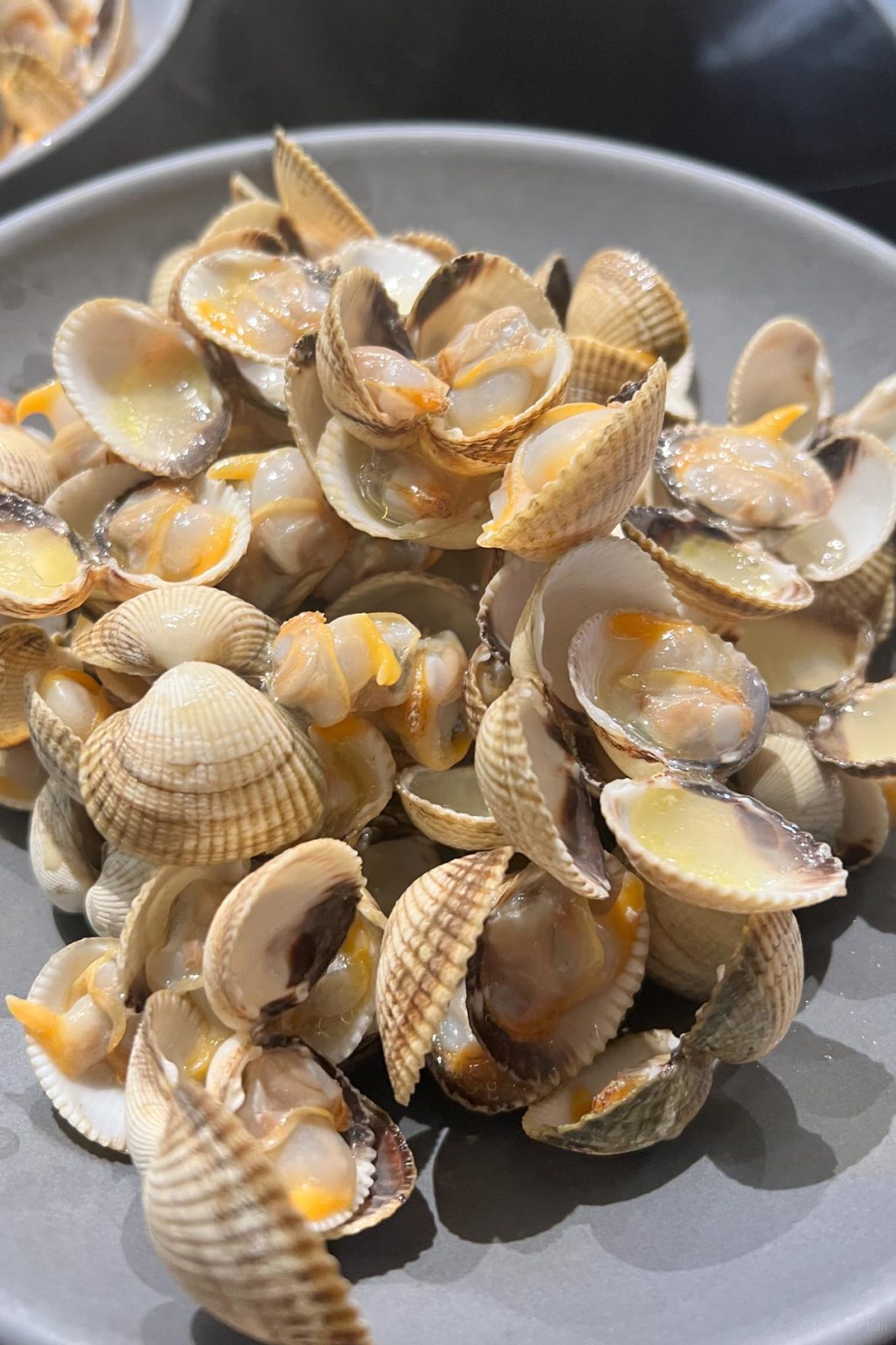 Simple Steamed Clams from Burgundy - The Taste Edit