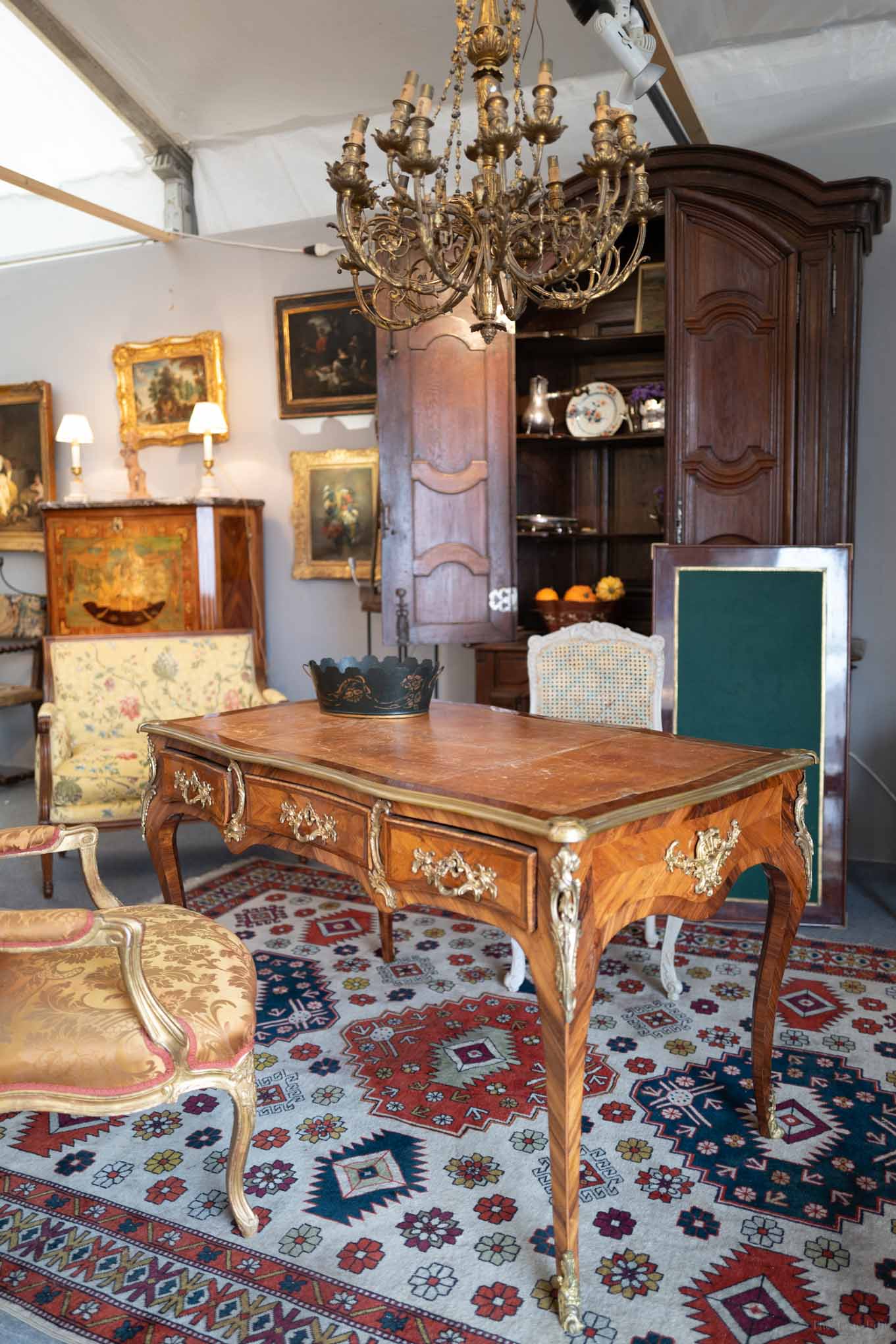 5 Tips For Finding Unique Antiques at Foire de Chatou Paris - The Taste ...