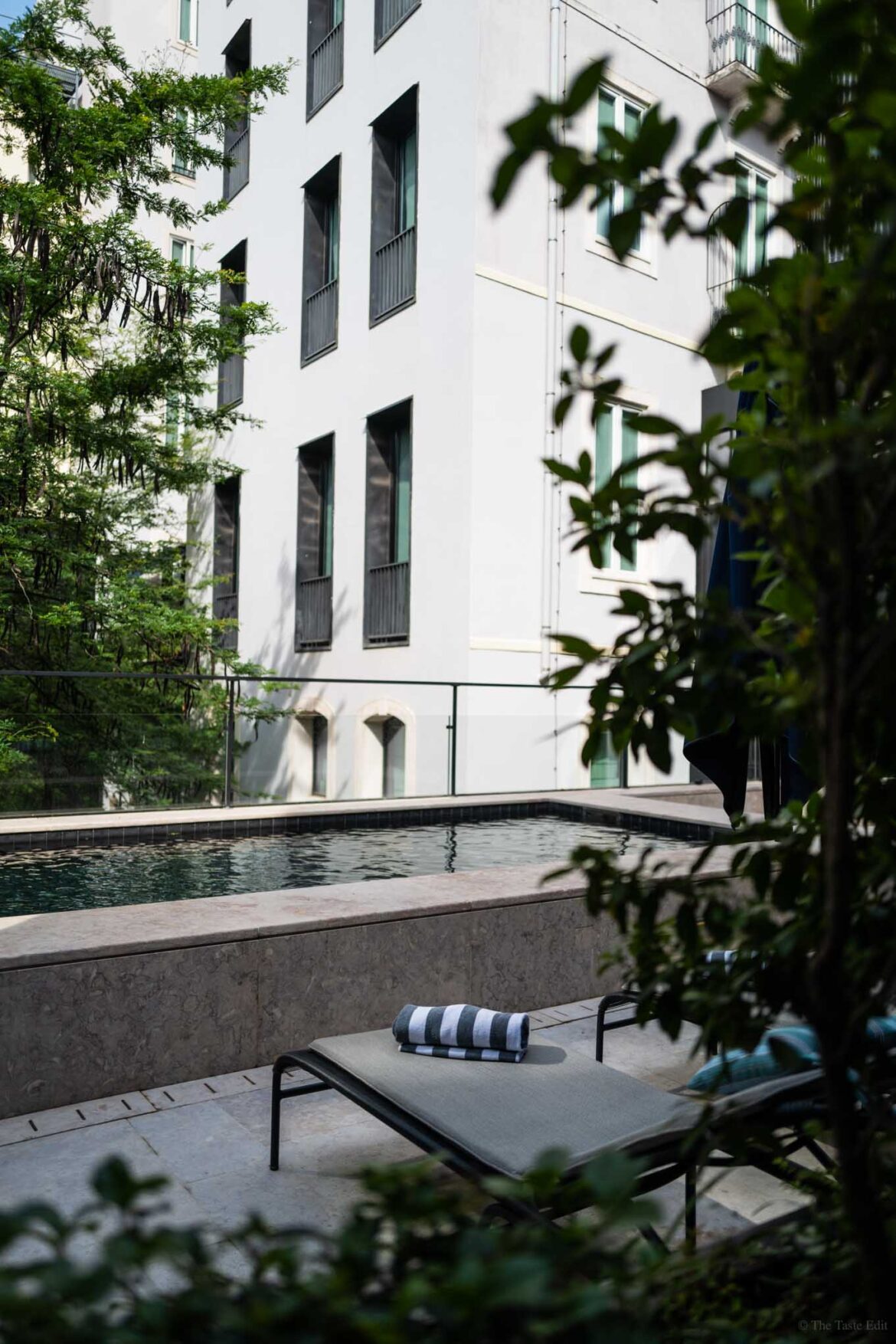 Valverde Hotel Lisboa: An Oasis of Luxury and Elegance in the heart of ...